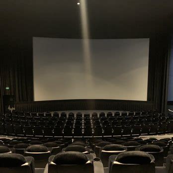 Regal Sherman Oaks Galleria Updated November 2024 153 Photos And 129