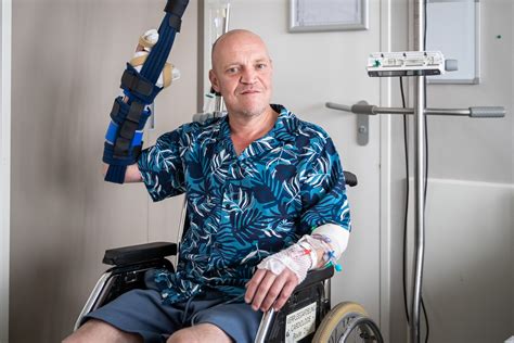 Psv Supporter ‘appie Wist Zondag Na De Knal Pas Dat Het Mis Was Toen Ze Hem Naar De Ehbo Post