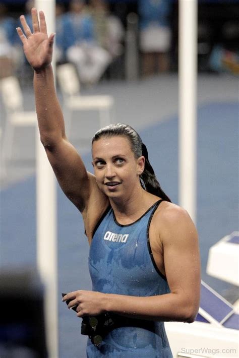 Rebecca Soni Raising Hand Super Wags Hottest Wives And Girlfriends