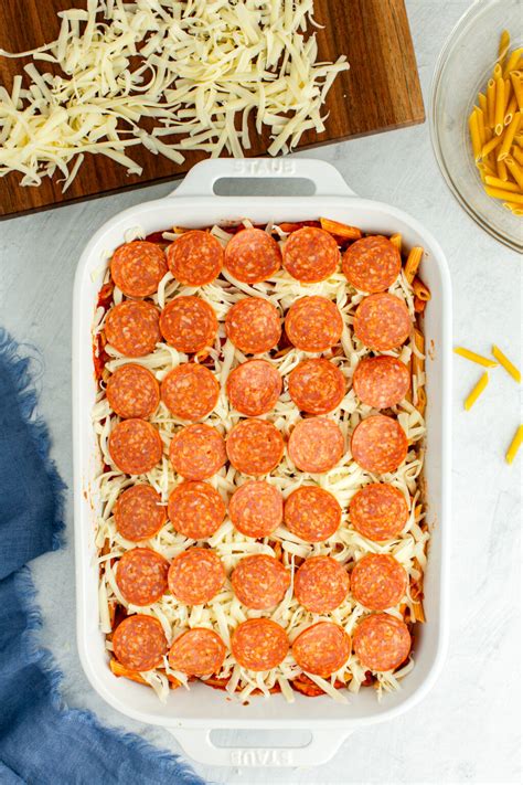 Easy Pepperoni Pizza Casserole Recipe Weeknight Favorite