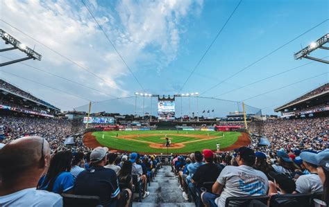 The Best Seats For The Kansas City Royals At Kauffman Stadium