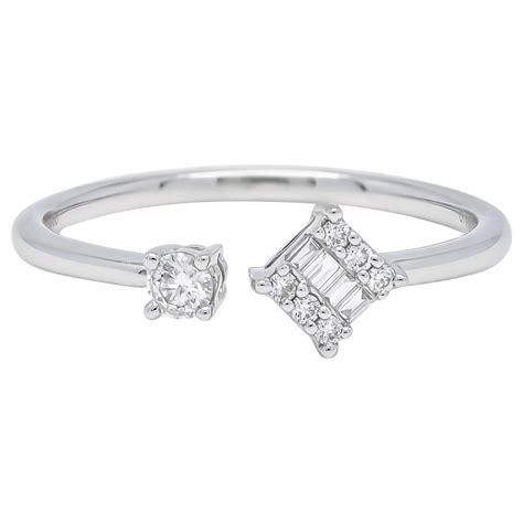 18kt White Gold Natural Diamonds Square Illusion Cluster Ring R54981a For Sale At 1stdibs