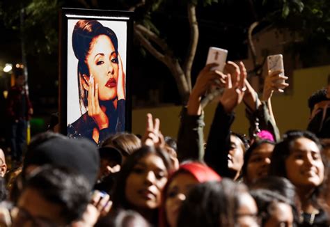On The 30th Anniversary Of Selenas Death Her Killer Is Denied Parole