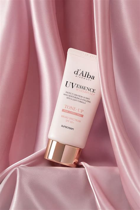Dalba White Truffle Waterfull Tone Up Sunscreen Spf 50