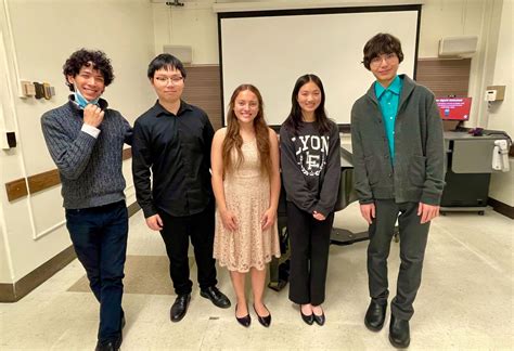 Posts String Academy