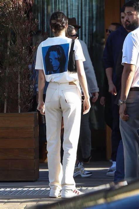 Pin By No Noise Just Cool Stuff On I Wanna Be As Beautiful As The Ocean Kendall Jenner