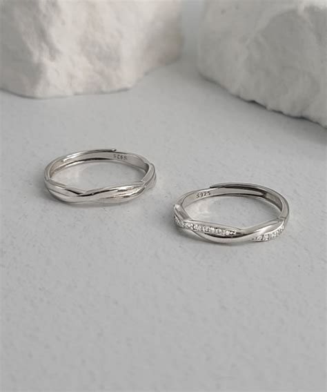 당일출고silver 925 에르모사제이 R079 실버 925 심플 두줄 꼬임 큐빅 남자 여자 커플 우정 오픈 링 은 반지 사이즈 조절 하는 녹 안쓰는 고급 실버