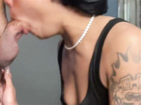 Videos Tagged With Red Bone