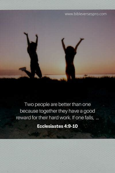 21 Helpful Bible Verses About Choosing Friends