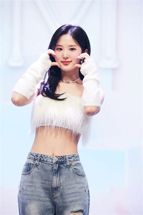 This K Pop Girl Group Member Helped Fan Win Lotto — Heres How