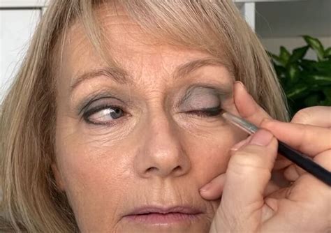 Spring Makeup Tutorial An Easy Look For Older Women Upstyle