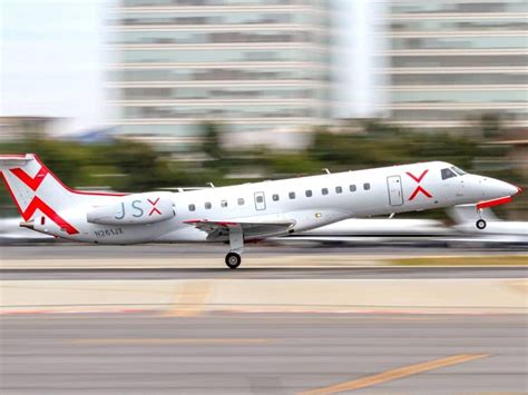 Dallas Based Jsx Hop On Jets Will Beam Up To Spacexs Starlink For Free Inflight Wi Fi