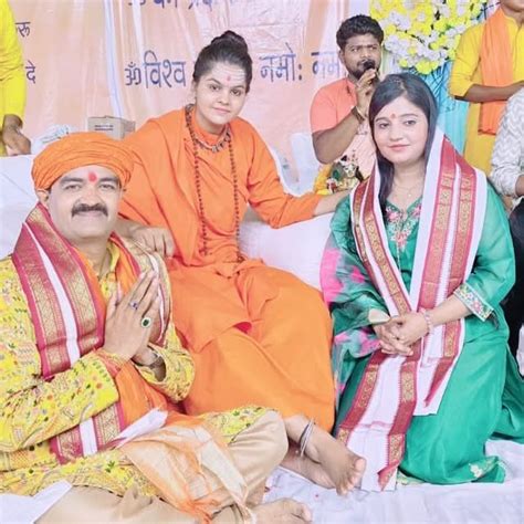 Devi Shivangi Shukla Devi Shivangi Shukla • Threads Say More