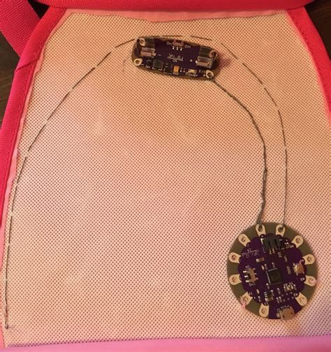lilypad arduino led purse — chris ruppel