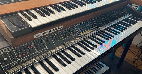 Matrixsynth Moog Polymoog 203a