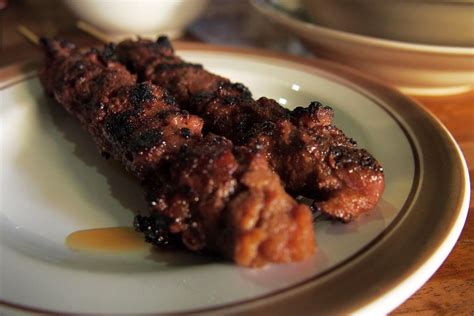 Sate Gebug Makan Sate Sambil Bernostalgia Zaman Dulu Di Malang Kuliner Malang