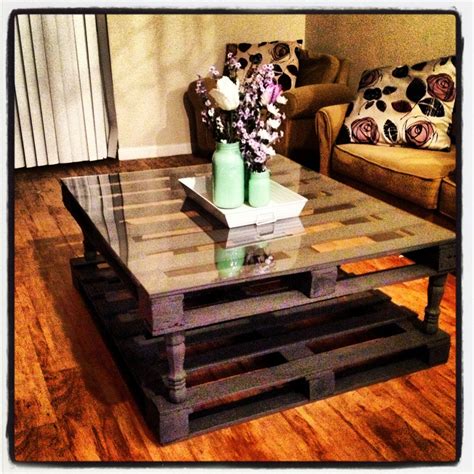 Stylish And Affordable Palate Table