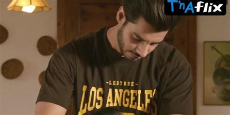 Deepika Kudtarkar Butt Breasts Scene In Kaamwali