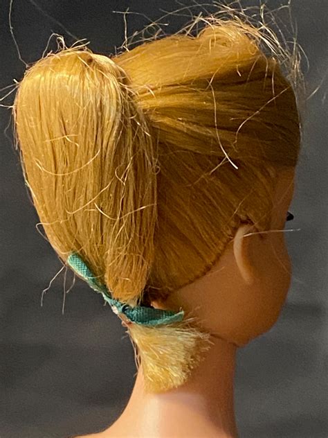 Vintage Blonde Swirl Ponytail Barbie Nude No Box Doll Peddlar