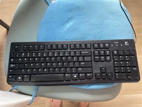 Logitech Keyboard Computers Tech Parts Accessories Computer Keyboard On Carousell