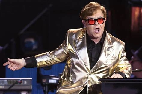 Elton John Testifies For Defence At Spacey Sex Assault Trial Abs Cbn