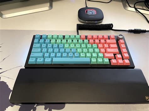 New Build GMMK Pro R MechanicalKeyboards