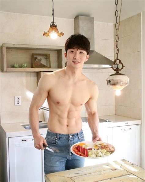 This Guys World Hot Guy Of The Day