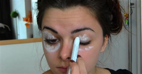 Easy Owl Halloween Makeup Tutorial Upstyle