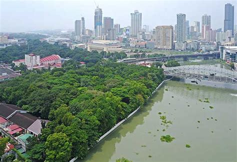 There Are Only A Few Green Spaces Left In Metro Manila Just Look At