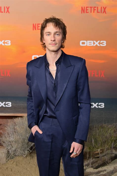 Is Drew Starkey Single Obx Star And Odessas Relationship Explained Who