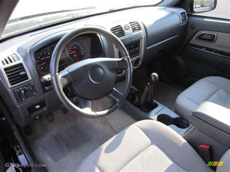 Medium Dark Pewter Interior 2005 Chevrolet Colorado Ls Crew Cab Photo