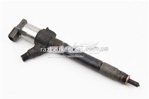 1465A323 Mitsubishi форсунки