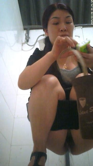 Dream Pee On The Girl In Sex And Fuck Beauty In The Urine Page 1172