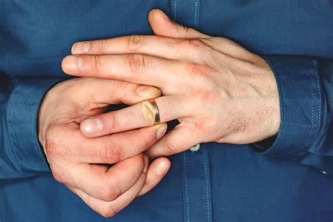 Ring Removal Ways To Remove A Small Ring Holloway Diamonds