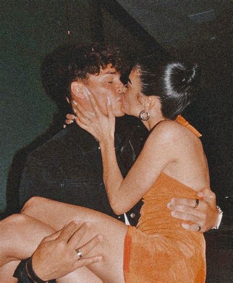 Pin De Alessia Lorecchio En Loro Due Fotos Con Pareja Novios Parejas