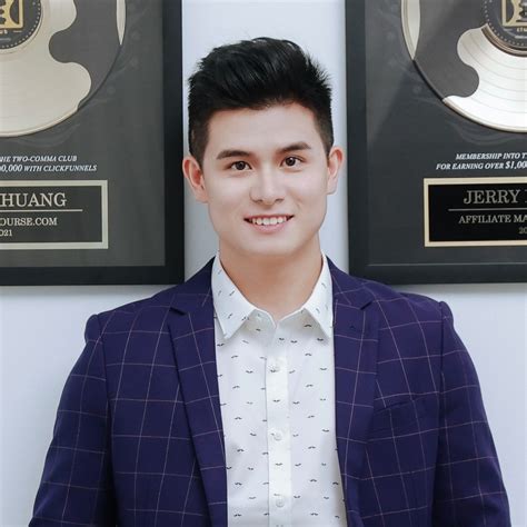 Jerry Huang Instagram Youtube Portaly