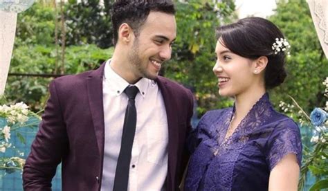 8 Rekomendasi Film Refal Hady Yang Wajib Masuk Watchlist Kamu