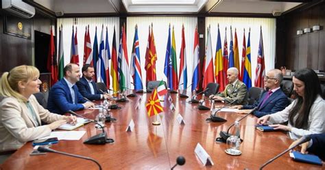 Средба на министерот Мисајловски со амбасадорот на Италија Н Е Андреа Силвестри Заеднички