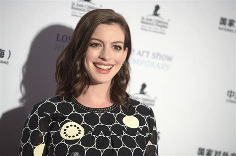 Anne Hathaway Net Worth Celebrity Net Worth
