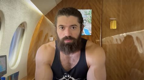 This Is Alex Hormozis Guide To Building Real Wealth