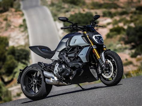 Ducati Diavel 1260 S 2019 On Review