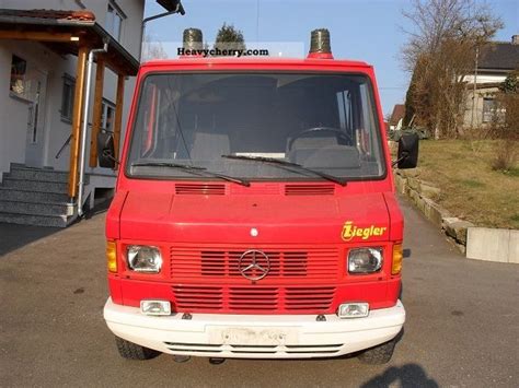 Mercedes-Benz TSF 310 1987 Box-type delivery van Photo and Specs