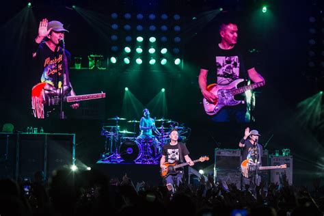 Blink 182 Reunite With Tom Delonge New Song Edging