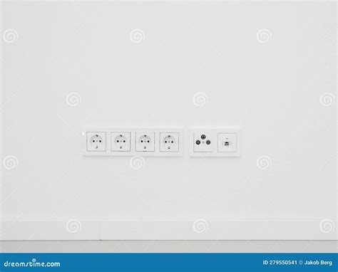 Modern Sockets In The Wall Multifunctional Socket With Internet