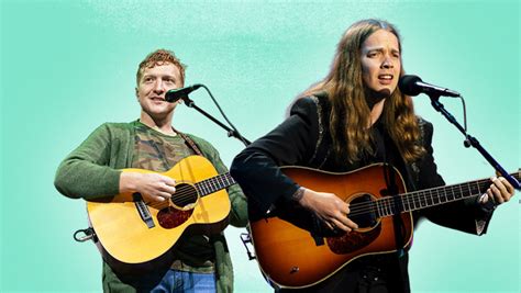 Velma And Daphnes Steamy Kiss Was Cut From Scooby Doo