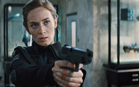 X Emily Blunt Rare Gallery Hd Wallpapers Erofound