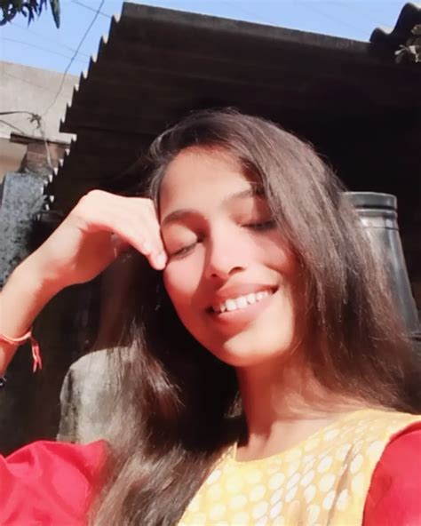 preety kumari preety kumari 35 instagram photos and videos