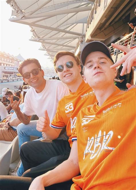 Matthy En Robbie Formule 1 Roxy Kleurrijke Achtergronden Trouwen