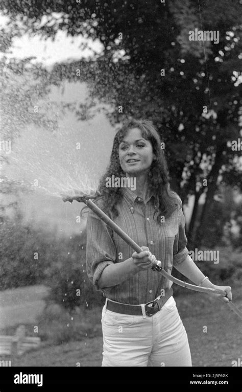 Comédienne Francaise Années 60 Banque Dimages Noir Et Blanc Alamy
