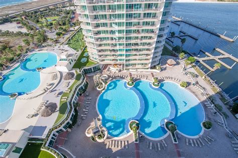 Caribe I Spy A Pool Pool In Your Future Who Is Ready For Spring Break 😎 🌴 🌊 ☀️ 💙